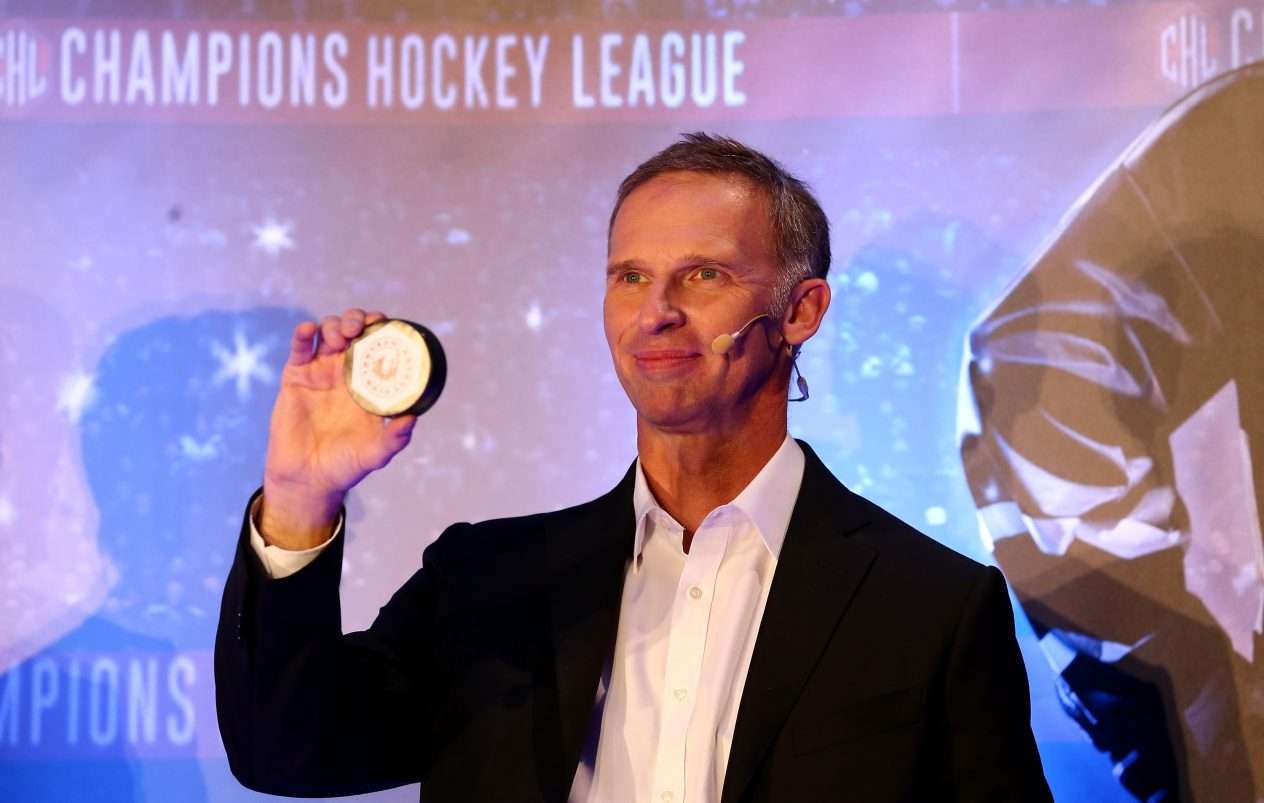 Kiekkolegenda Dominik Hasek heitti kovan vaatimuksen: Kiekkolegenda Dominik Hasek heitti kovan vaatimuksen: