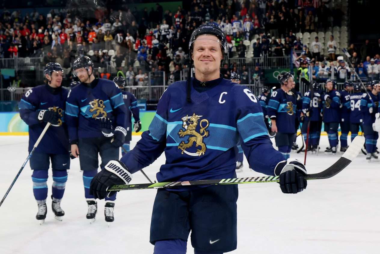 Mikael Granlundin ilmaveivi herätti hämmennystä NHL-joukkueen kopissa ...